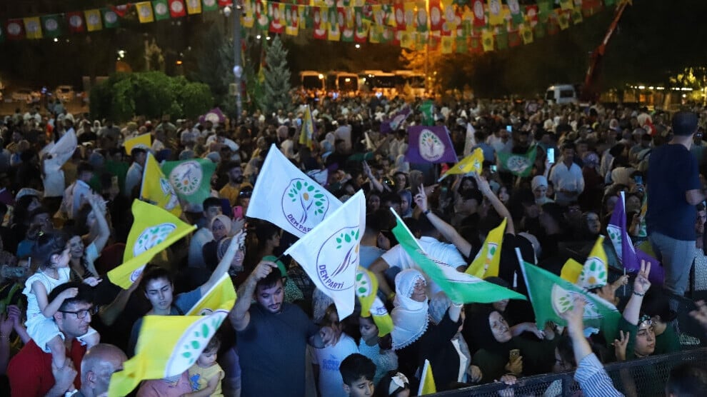 Mîtîngên 1’ê Îlonê: Divê komîsyon bi lezgînî bi Birêz Ocalan re ...
